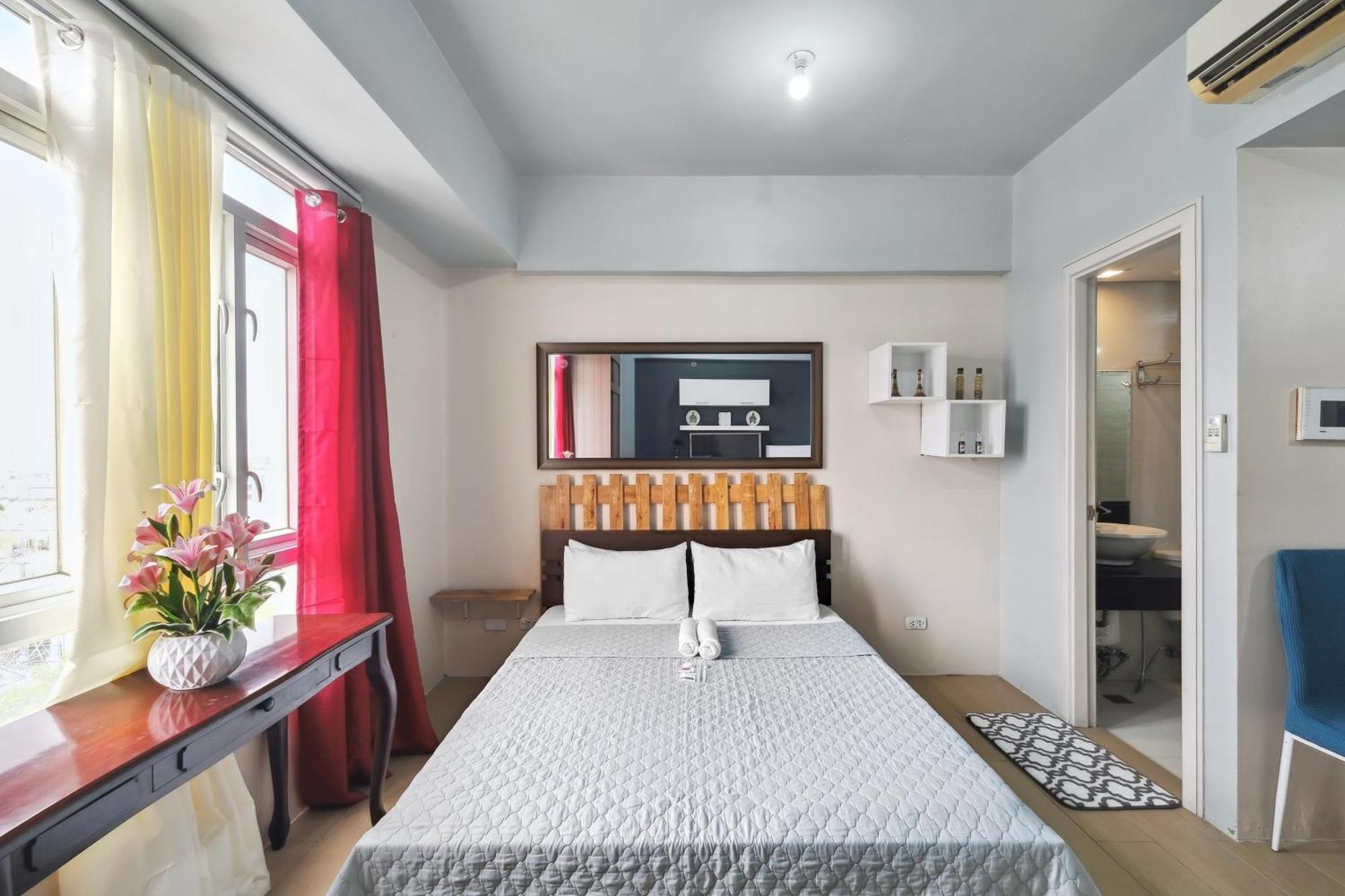 TESS AND TESHA TEL ::: MANILA, PHILIPPINES ::: COMPARE RATES